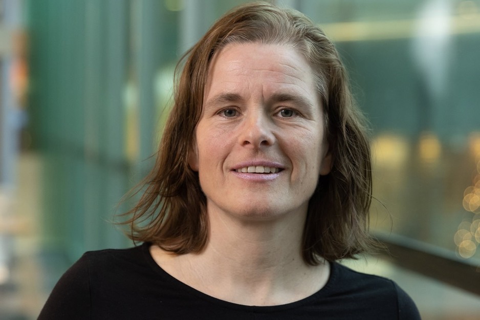 Annemiek van Vleuten vertelt op de AGF-Kennis(sen)dag over vallen en weer opstaan