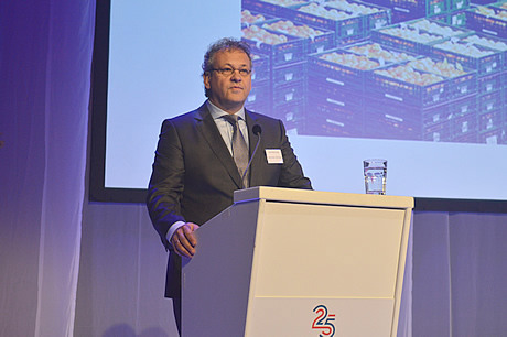 Euro Pool System viert 25-jarig jubileum en opent depot Barendrecht